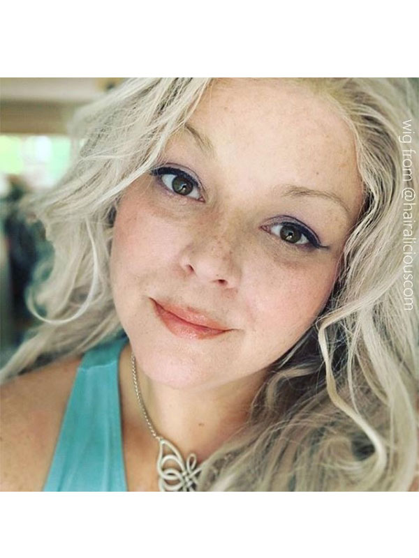 Long blonde wig in color "MEGAN FOX" | Hairalicious